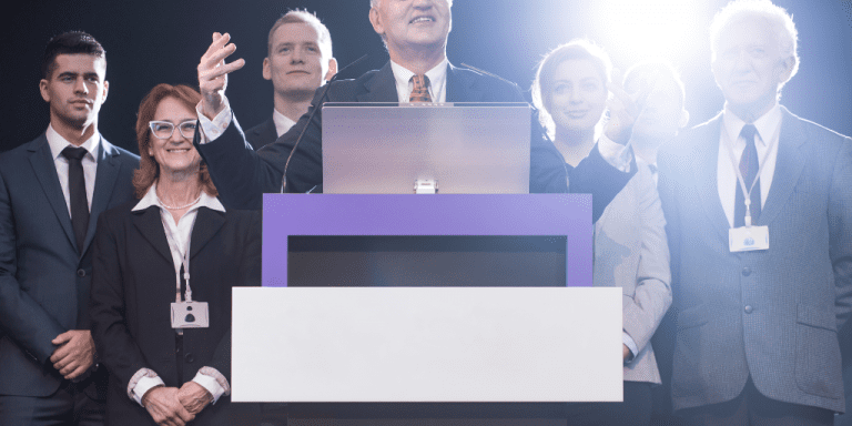 Loom over | English expression meaning | Free online lessons with examples